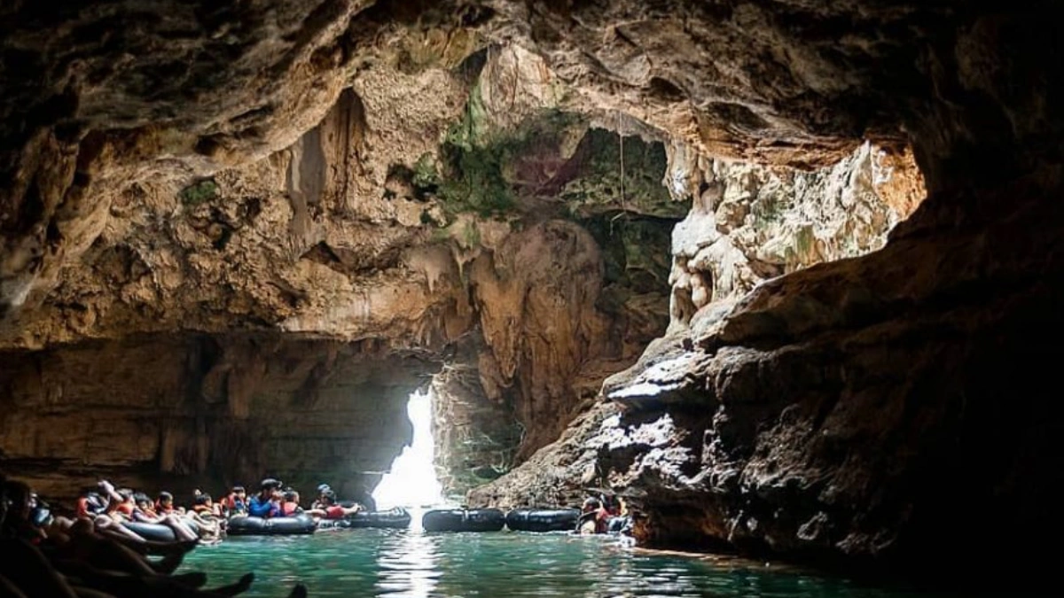 7 Pesona Goa Pindul Jogja yang Tak Boleh Kamu Lewatkan